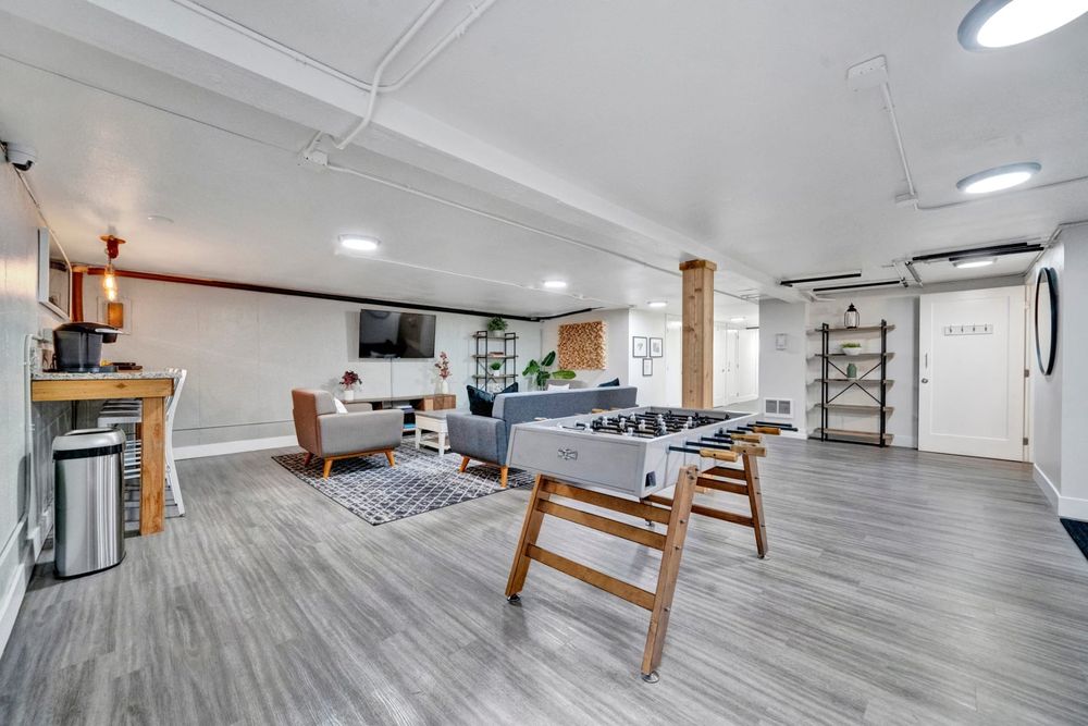 SUNSET STATION APARTMENTS - Updated April 2026 - 36 Photos - 10765 SW ...
