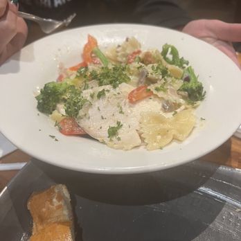 MARKETPLACE GRILL - Updated April 2025 - 380 Photos & 467 Reviews ...