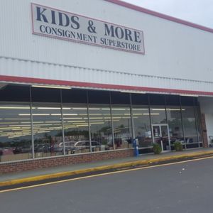 BERNINA WE’RE IN STITCHES - Updated October 2024 - 2310 E N St ...