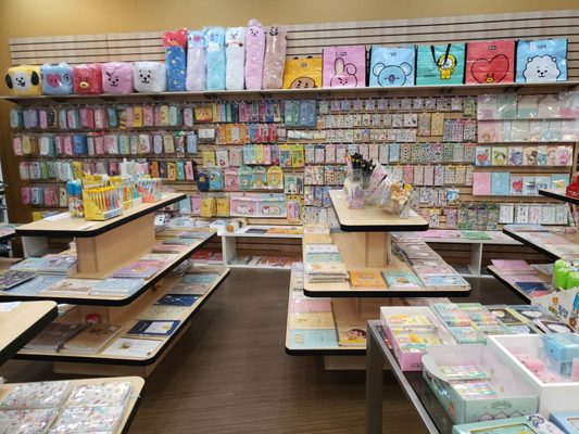 VIOLET K-POP - Updated November 2025 - 10 Photos - 20131 US-59, Humble ...