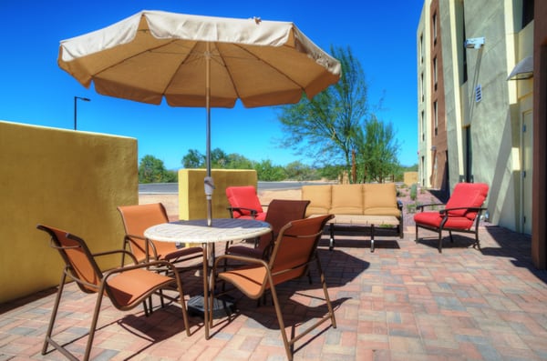 HOLIDAY INN EXPRESS & SUITES PHOENIX NORTH - SCOTTSDALE - 39 Photos ...