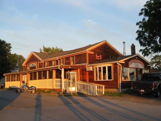 Black North Inn - Cheap - American - Updated June 2025 - 41 Photos - 61 ...