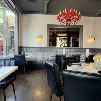 RUBYS & ROSES RESTAURANT - Updated July 2025 - 1411 Photos & 561 ...