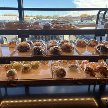 85°C BAKERY CAFE-NILES - Updated January 2026 - 411 Photos & 102 ...