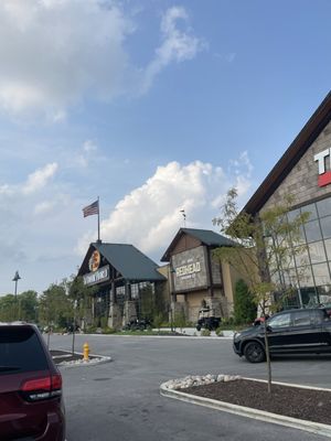 BASS PRO SHOPS - Updated December 2025 - 10 Photos & 17 Reviews - 3600 ...