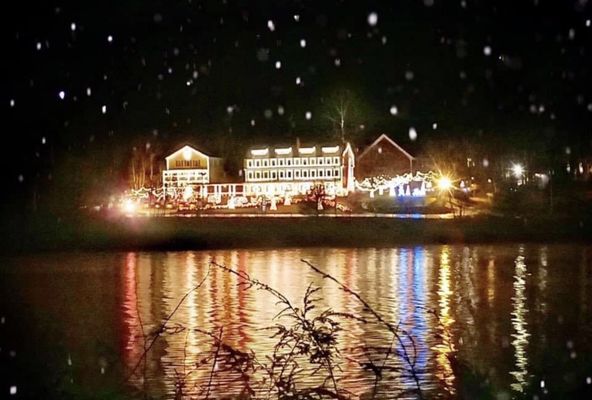 NEWFOUND LAKE INN - 40 Photos & 66 Reviews - 1030 Mayhew Tpke ...