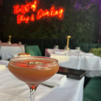 KUBA CABANA - Updated 2024 - 659 Photos & 351 Reviews - 3450 NW 83rd ...