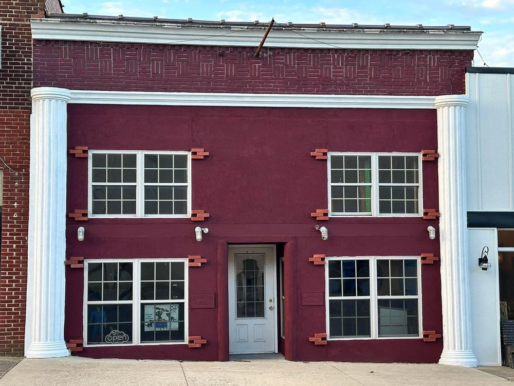 PANTHER PLAYDEN - Updated August 2025 - 120 E 1st St, Mountain Grove ...