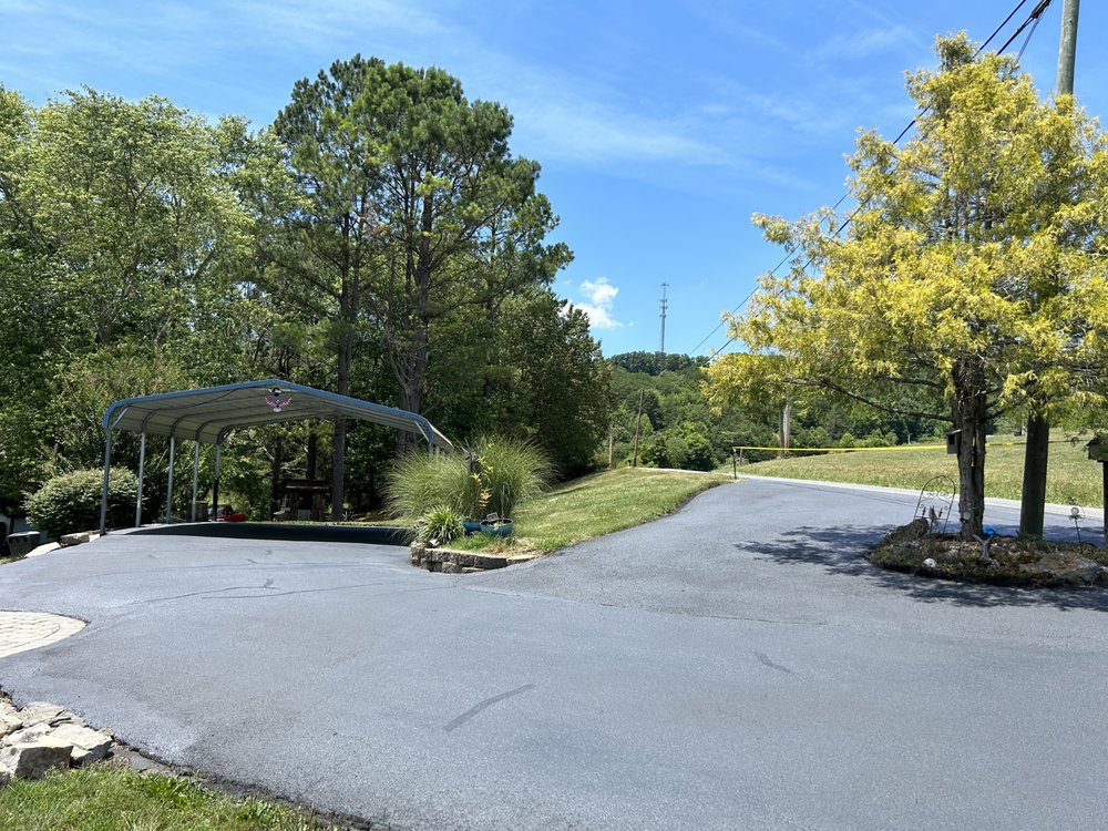 RAZOR RAYS ASPHALT SEALCOATING AND MORE - Updated July 2024 - 28 Photos ...