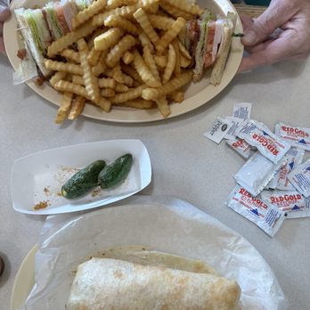 NORCO’S BEST BURGERS - 260 Photos & 460 Reviews - 3158 Hamner Ave ...