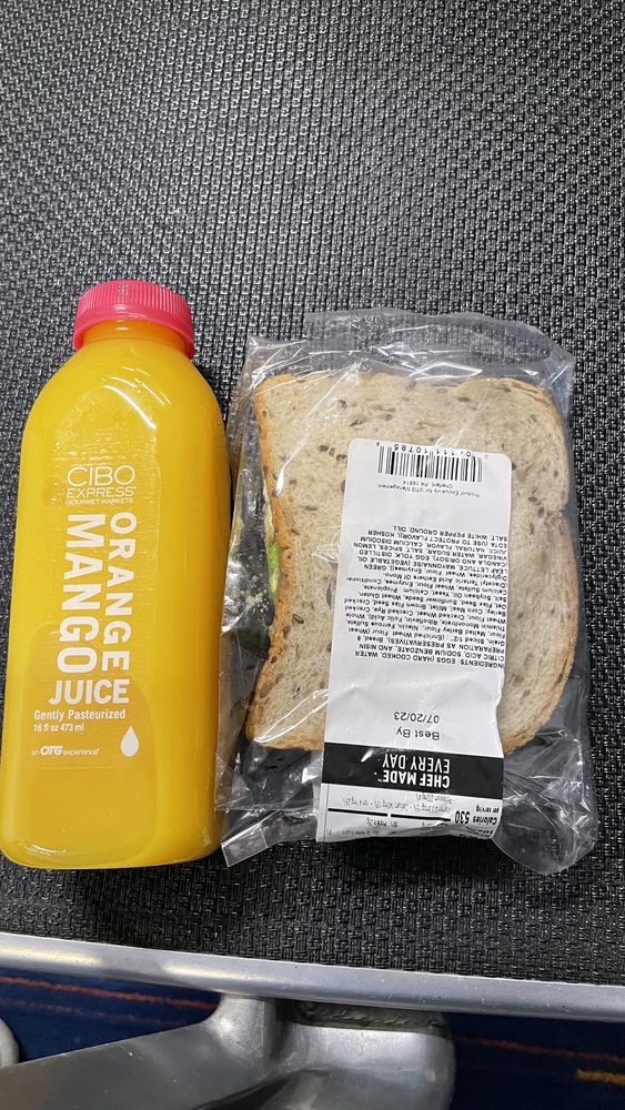 CIBO EXPRESS GOURMET MARKET - Updated May 2025 - S Cargo Terminal 5 ...