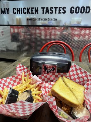 CLUCK CHICKEN - 80 Photos & 127 Reviews - 1384 S Broadway, Denver ...