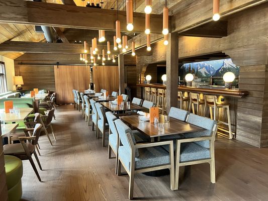 BLUEBIRD - Updated January 2025 - 160 Photos & 89 Reviews - 218 Lynx ...