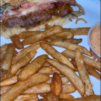 30 BURGERS - Updated August 2024 - 187 Photos & 128 Reviews - 328 Route ...