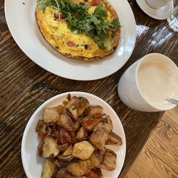 OAKHURST CAFÉ - Updated May 2024 - 326 Photos & 224 Reviews - 1616 ...