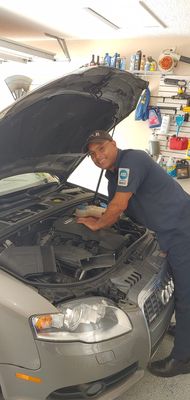 AUTO MEDICS - Updated December 2025 - 13 Reviews - 10150 Cartwheel Bay ...