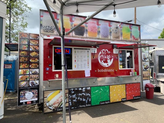 BOBABLASTIC - Updated October 2025 - 31 Photos & 30 Reviews - 914 E 1st ...