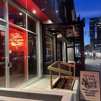 NATIVE TONGUES TAQUERIA - Updated September 2025 - 503 Photos & 505 ...