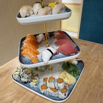 NAGI RAMEN SUSHI - Updated October 2025 - 33 Photos - 33-70 Prince St ...