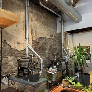 REANIMATOR COFFEE - Updated December 2025 - 64 Photos & 122 Reviews ...