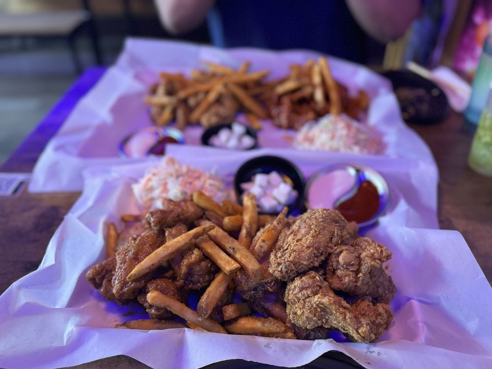 CHIMAK HOUSE - RIVERSIDE - Updated August 2025 - 233 Photos & 179 ...