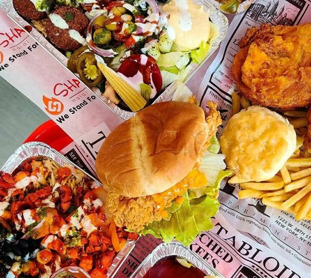 CASTLE CHICKEN - Updated December 2025 - 102 Photos & 60 Reviews - 8655 ...