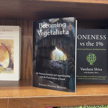 BOULDER BOOK STORE - Updated December 2025 - 162 Photos & 246 Reviews ...