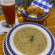 Award Winning Clam Chowder - Menu - Duke's Seafood Southcenter - Tukwila