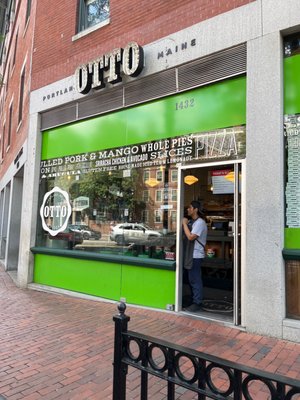 OTTO - Updated May 2026 - 219 Photos & 496 Reviews - 1432 Massachusetts ...