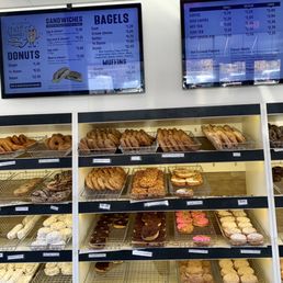NEIL’S DONUTS - Updated June 2025 - 174 Photos & 121 Reviews - 211 S ...