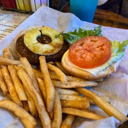 CUCKOO COCONUTS WAIKIKI - Updated May 2025 - 1070 Photos & 794 Reviews ...