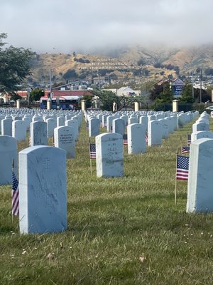 GOLDEN GATE NATIONAL CEMETERY - Updated October 2025 - 123 Photos & 34 ...
