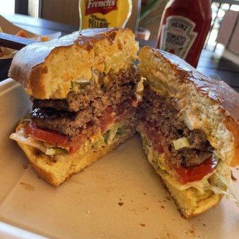 UPTOWN BURGER - Updated August 2024 - 92 Photos & 110 Reviews - 6370 N ...