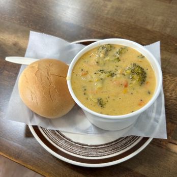 THE RETRO CAFE - Updated December 2025 - 33 Photos & 15 Reviews - 1139 ...