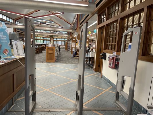 CHICAGO PUBLIC LIBRARY - MCKINLEY PARK BRANCH - Updated December 2025 ...