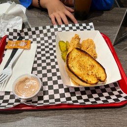 LEGEND HOT CHICKEN - MONTEBELLO - Updated October 2025 - 276 Photos ...