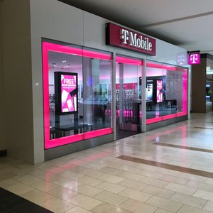 T-MOBILE EXPERIENCE STORE - Updated October 2025 - 26 Photos & 106 ...