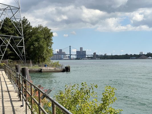 DELRAY PARK - Updated December 2025 - 20 Photos - 420 Leigh St, Detroit ...