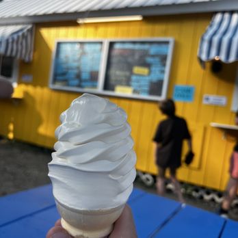 CREEMEE STAND - Updated June 2025 - 30 Photos & 42 Reviews - 716 Rt 100 ...