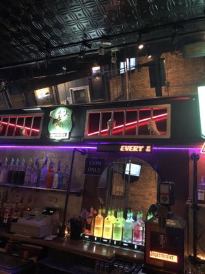 CELL BLOCK - 21 Photos & 52 Reviews - 3702 N Halsted St, Chicago ...