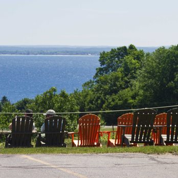 TWO LADS WINERY - Updated October 2025 - 123 Photos & 190 Reviews ...