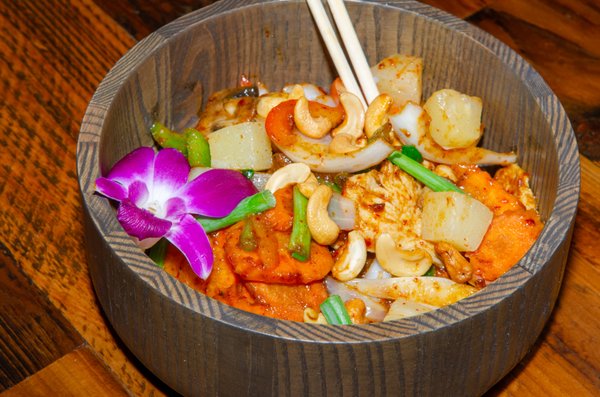 THAI TANIC - Updated December 2025 - 74 Photos & 52 Reviews - 1 Man-Mar ...