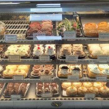 MORENO BAKERY - Updated July 2025 - 898 Photos & 811 Reviews - 737 W ...