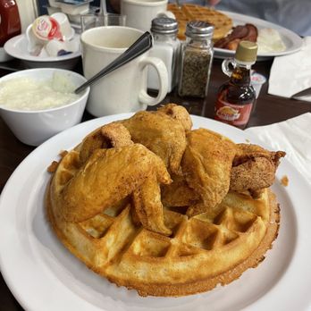 RUSTY POT CAFE - Updated June 2024 - 731 Photos & 920 Reviews - 324 S ...