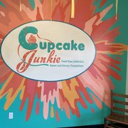 CUPCAKE JUNKIE - 425 Photos & 55 Reviews - Cupcakes - 12240 Coursey ...