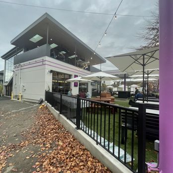 PHINNEY STATION - Updated November 2025 - 77 Photos & 52 Reviews - 7418 ...