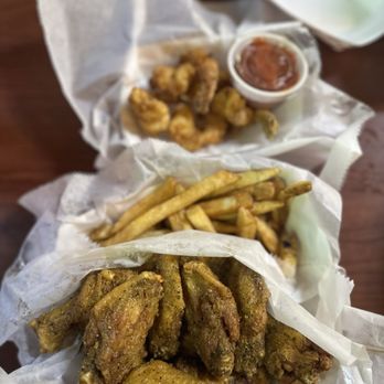 THE ORIGINAL J.R. CRICKETS IN MIDTOWN ATLANTA - Updated October 2025 ...