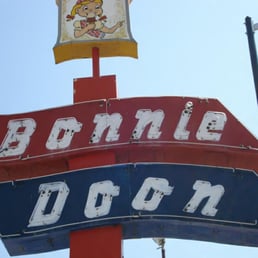 BONNIE DOON DRIVE-IN - Updated October 2025 - 46 Photos & 50 Reviews ...