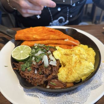 HASH KITCHEN - Updated October 2025 - 168 Photos & 76 Reviews - 1313 S ...