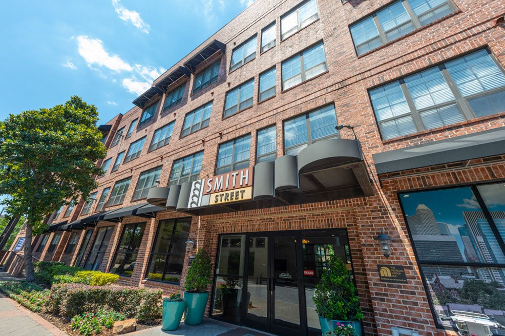 2222 Smith Street - Updated May 2026 - 70 Photos & 31 Reviews - 2222 ...